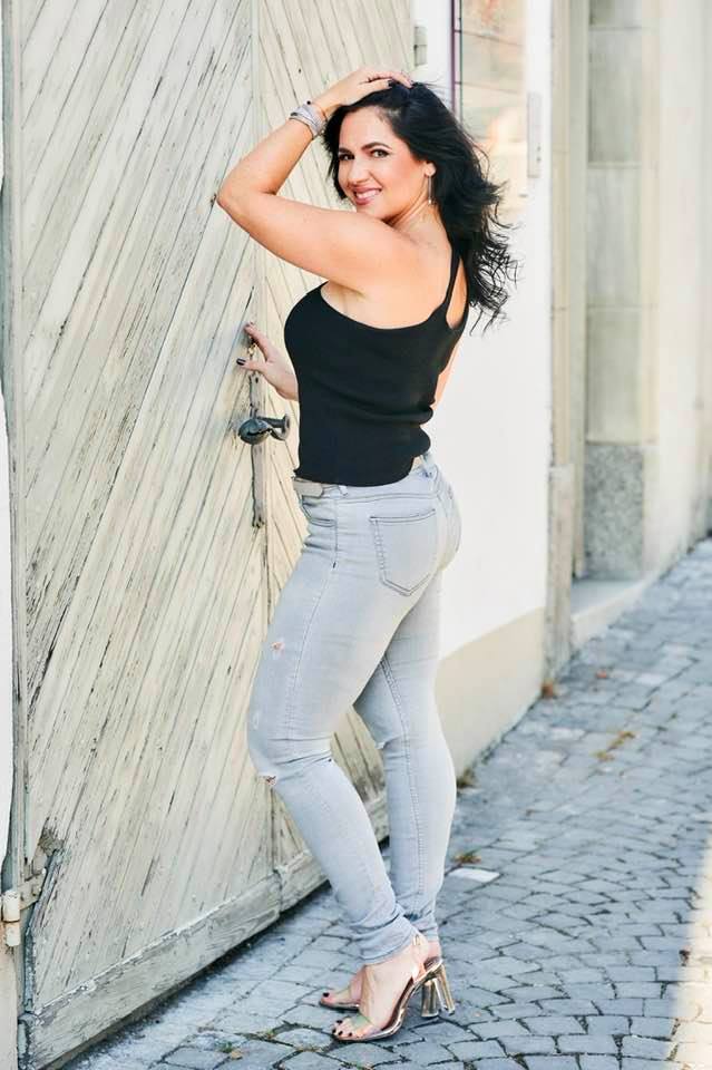 Sobre mí – Roxana Byrde